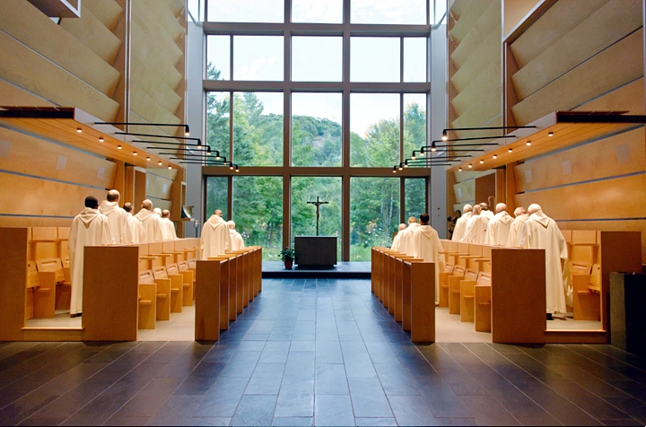 OPINIÃO DE VALOR: FOTOS SURPREENDENTES DE UM MOSTEIRO MODERNO NO CANADÁ ...