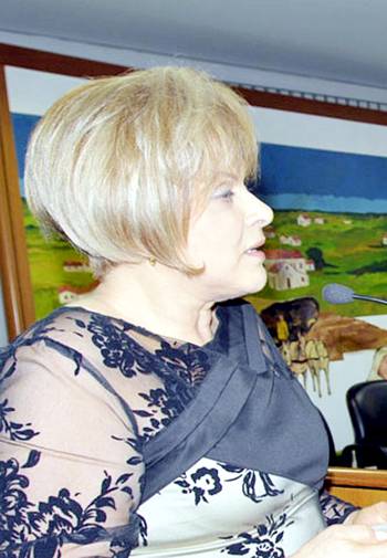 BASTA O ALCAIDE OUVIR OS CONSELHOS DE CASSIANA - Mural do Paraná