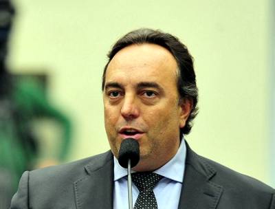 À PARTE BOATARIA, FRANCISCHINI ESTÁ NO PÁREO - Mural do Paraná