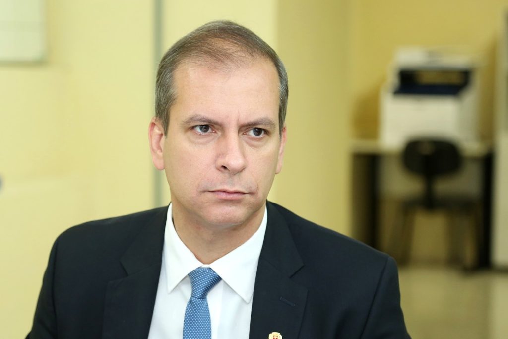 Euler levantou a lebre das leis “caducas” - Mural do Paraná